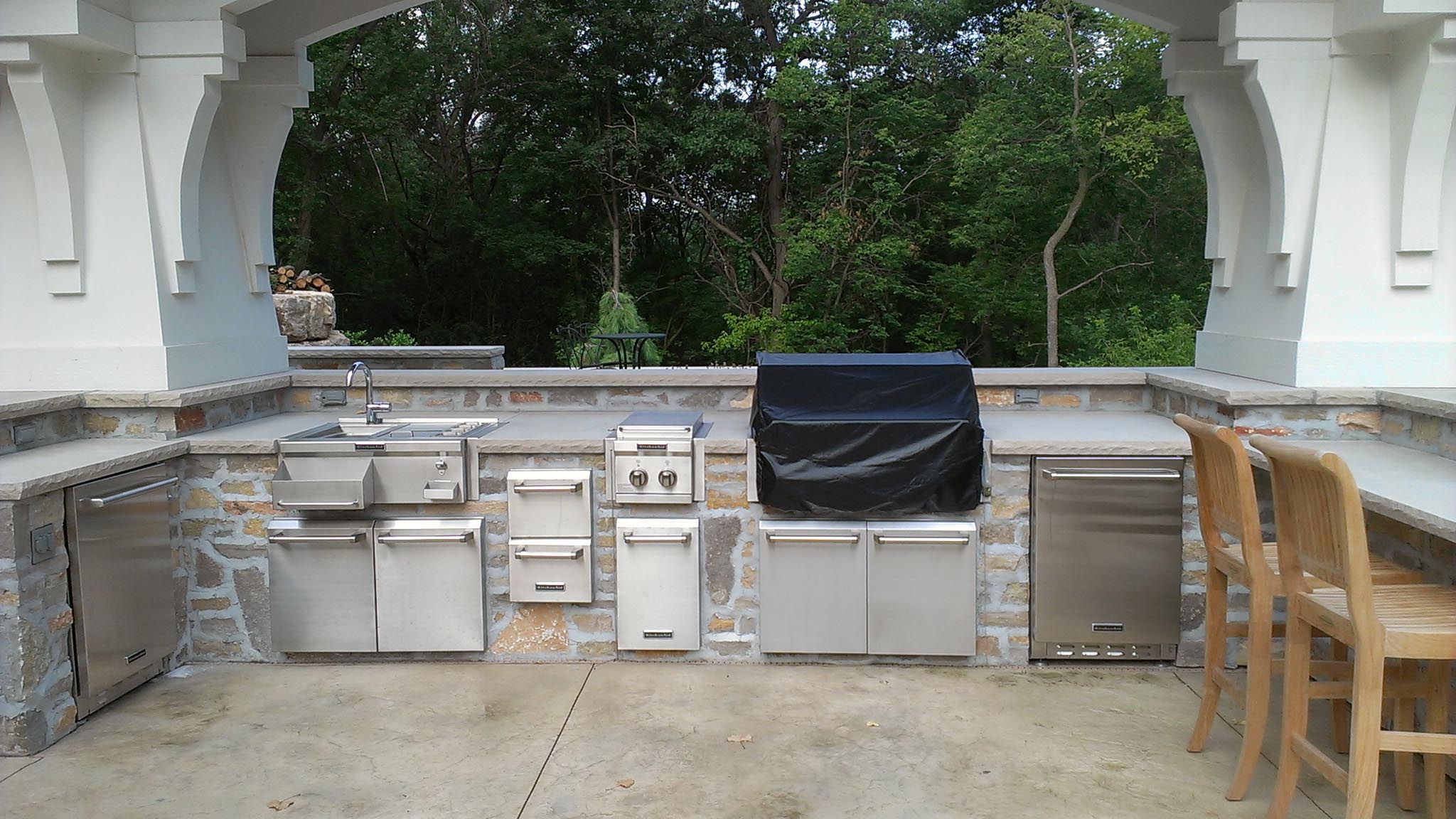 Outdoor Kitchens Plymouth MN & Edina MN